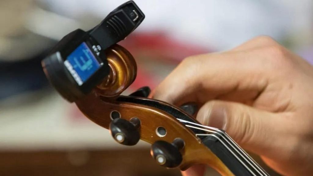 How to tune your Western violin with 7 useful tips